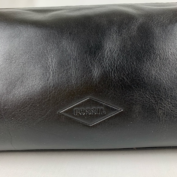 Fossil | Bags | Fossil Framed Shave Kit Black Nwt | Poshmark
